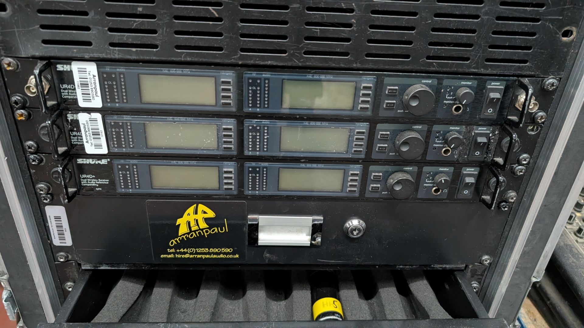 Shure Wireless Microphone System comprising 3 off Shure Model UR4D ...