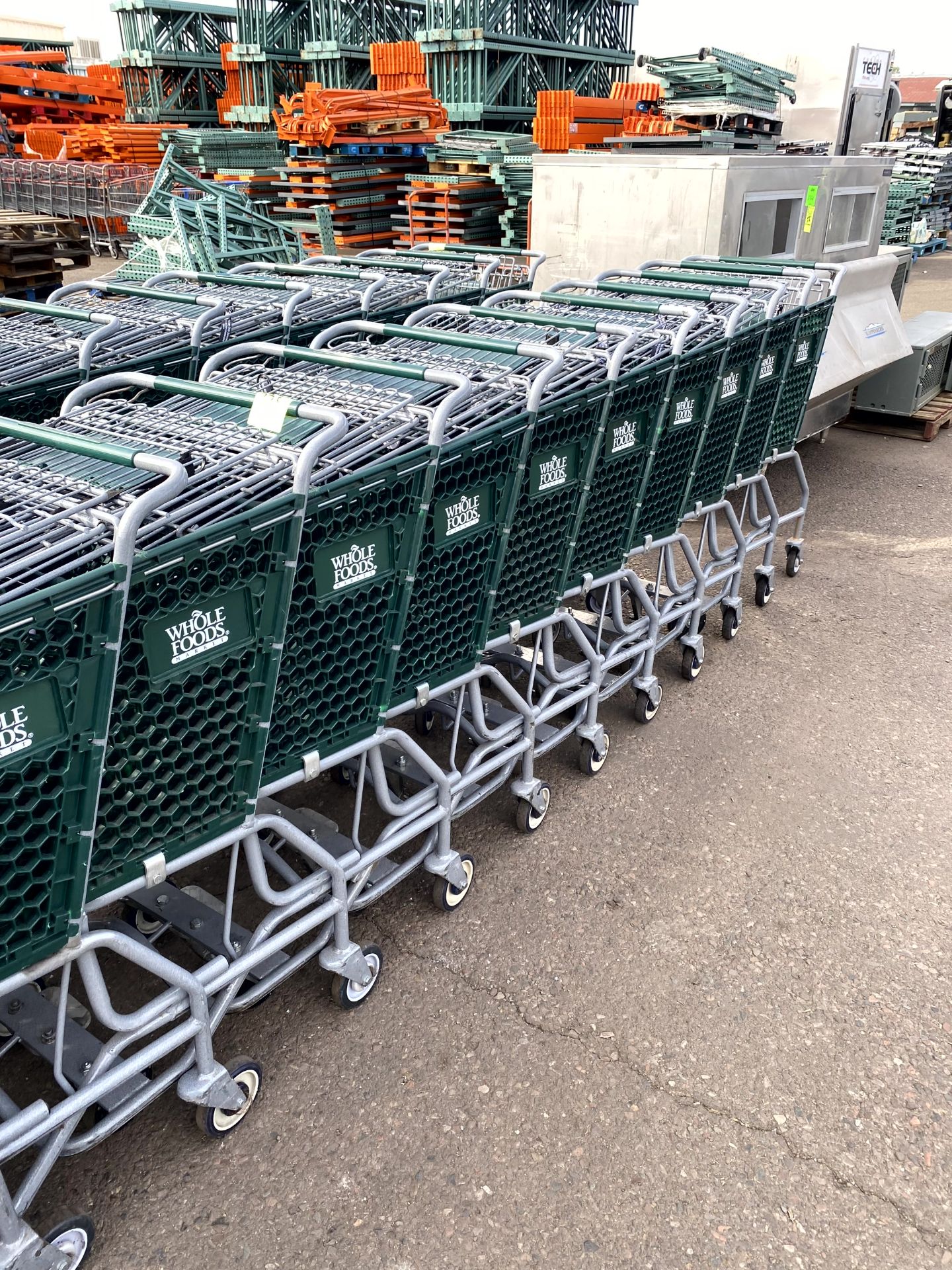 STANDARD SIZE SHOPPING CARTS