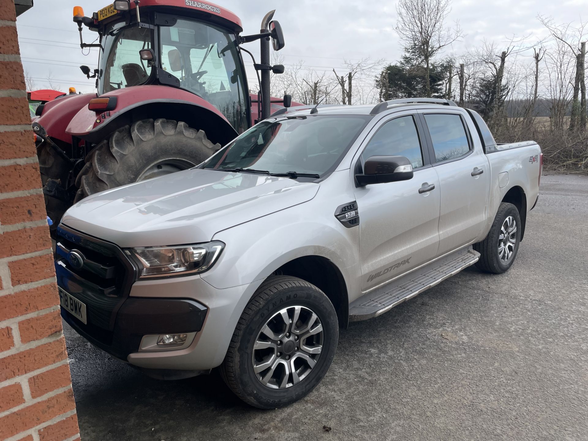 Ford Ranger Wildtrak 3.2 TDCi 200 Double Cap Automatic Diesel Pickup ...