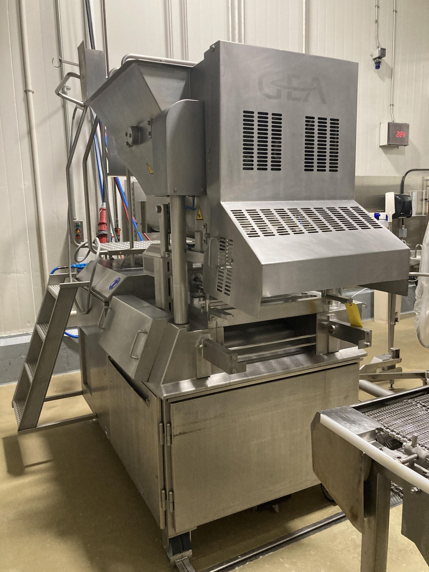 GEA multiformer machine, model 600, 440-480 vac, 2018 year, serial ...