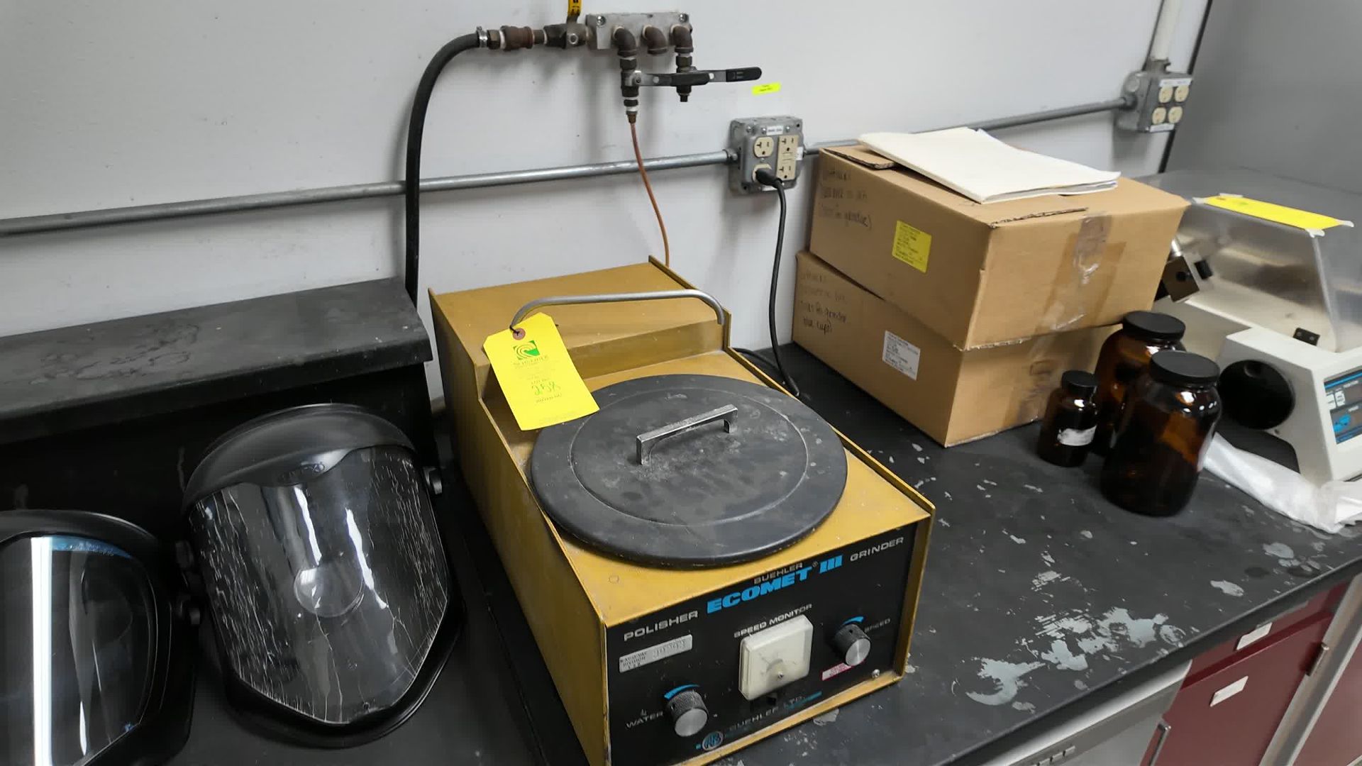 Buehler Ecomet III Grinder/Polisher, Model# 49-1650-160, Serial# 292 ...
