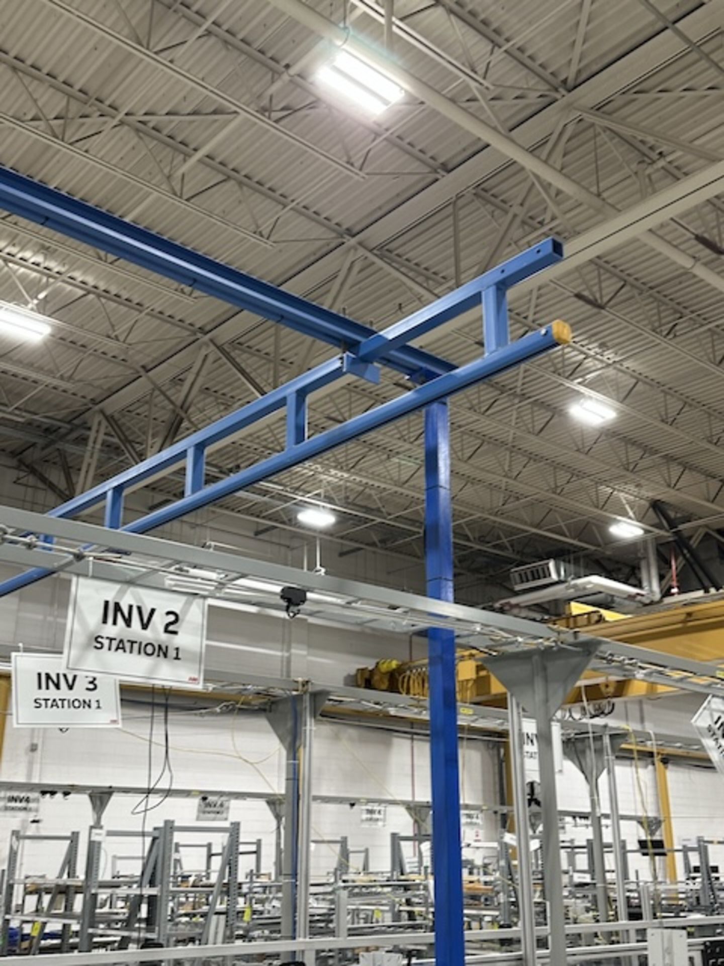 Gorbel 250 lb Workstation Crane w/ CM ShopStar Hoist, Approximate Dims ...
