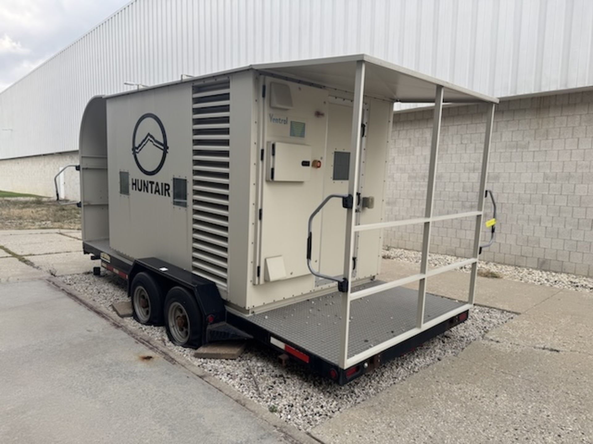 Huntair Fan Wall Trailer, Removal/ Loading Fee: $125