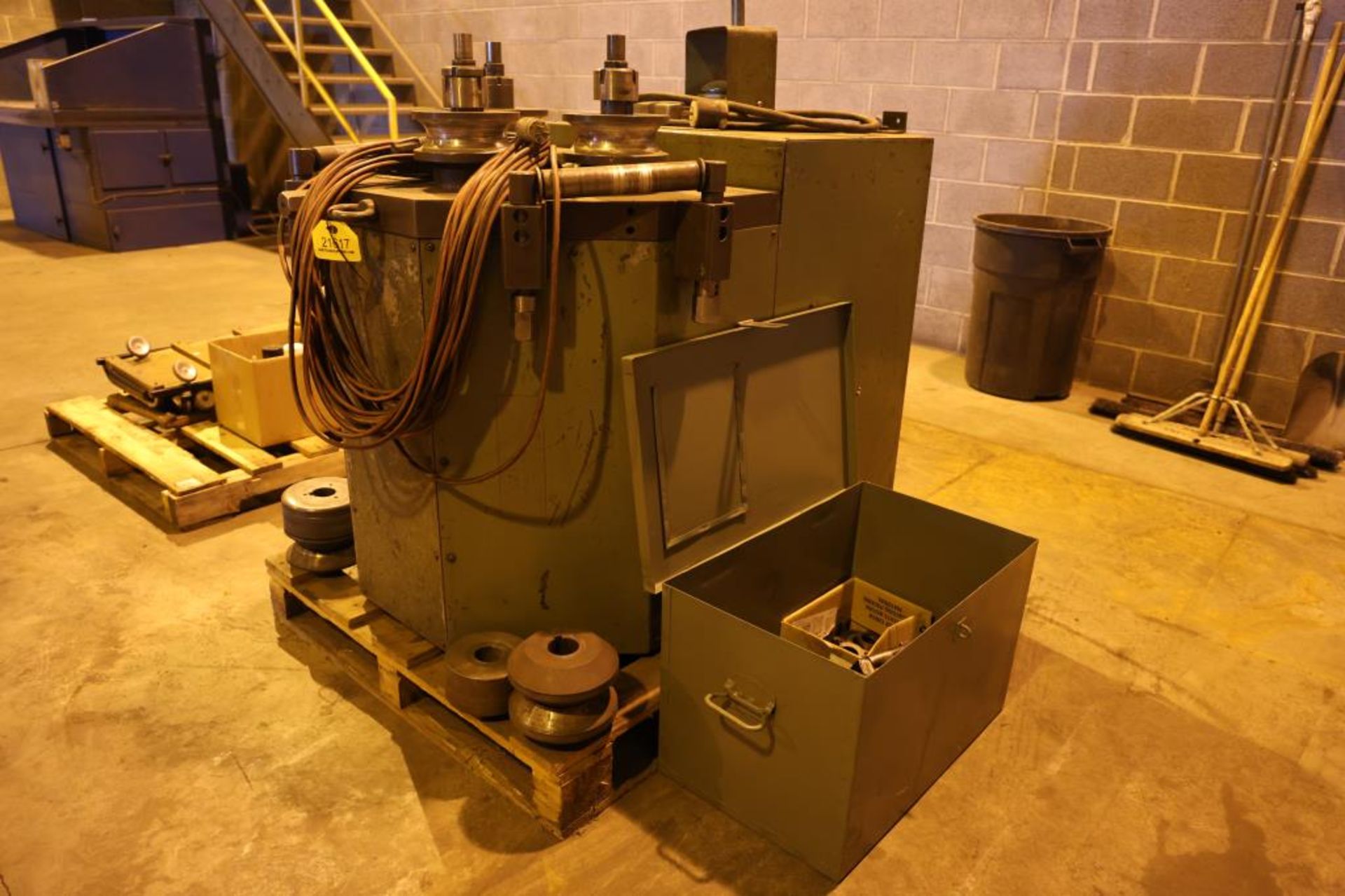 TauRing Angle Rolling Machine, L2 x 2 x 3/16" capacity (hard direction ...