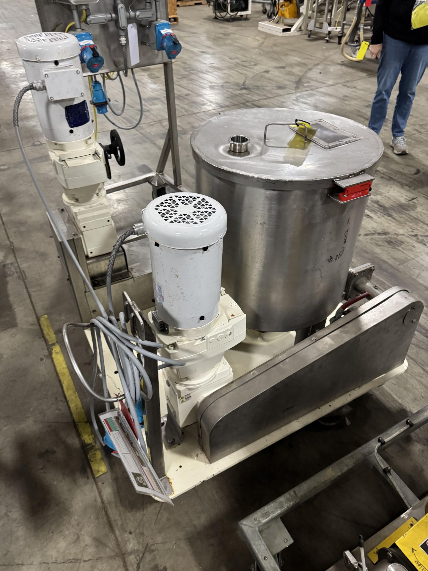 Tank and Pump for Icing