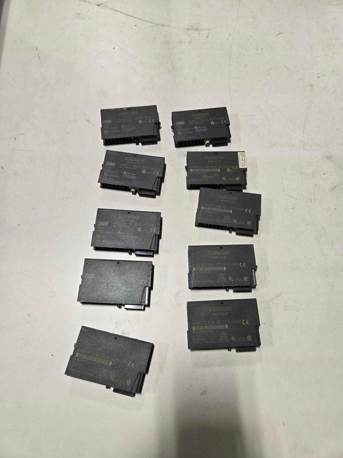Used Siemens SIMATIC S7 PLC Modules with: SIMATIC S7 Packaging and ...