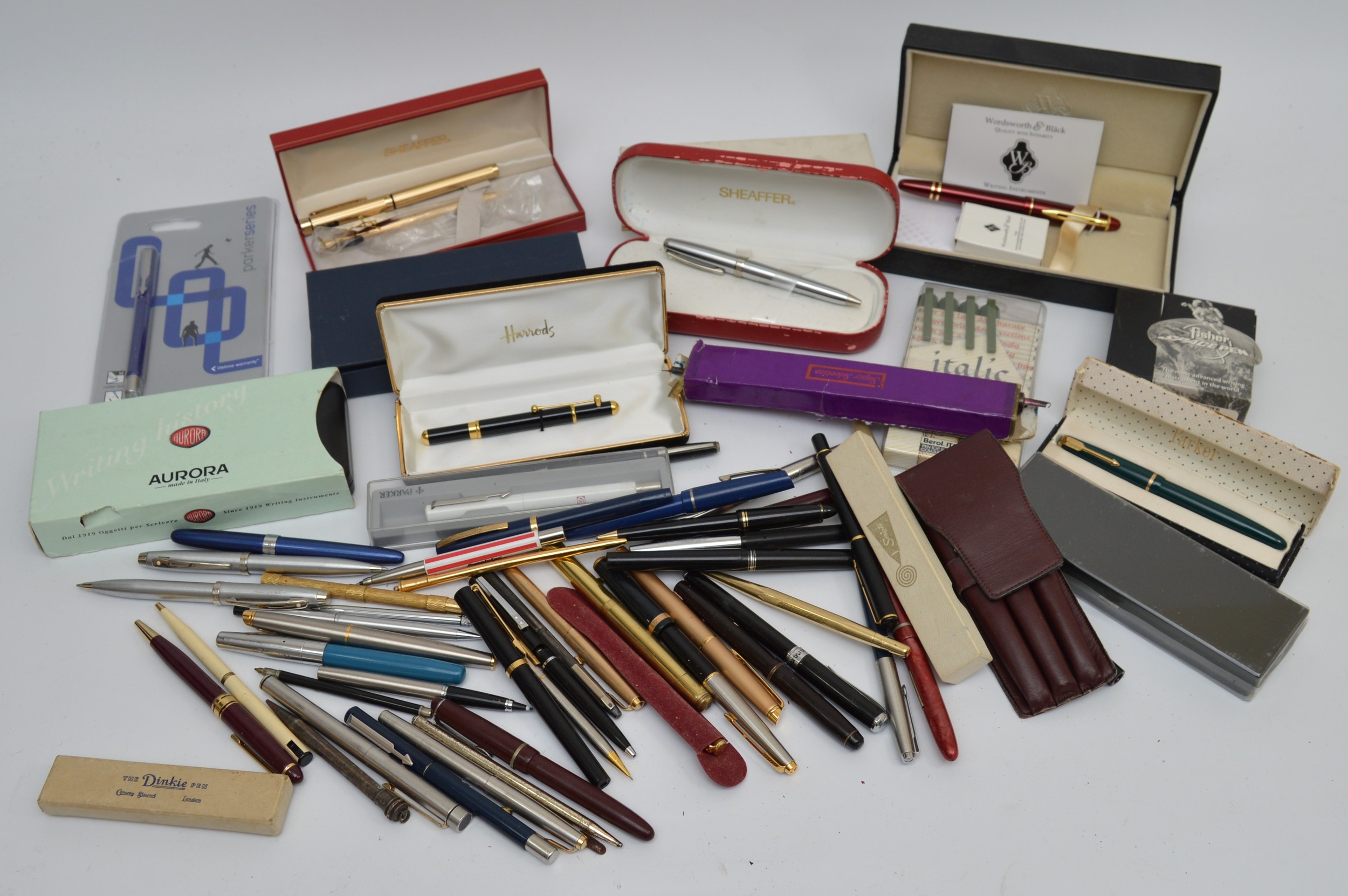 A substantial quantity of loose and boxed pens, to include fountain ...
