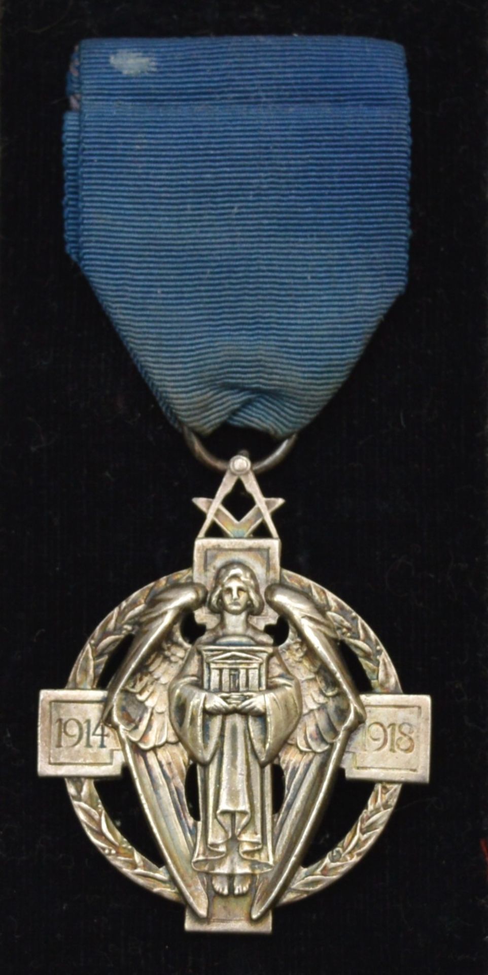 A silver 1914-1918 Masonic Hallstone jewel, presented to 'Bro. F. J ...