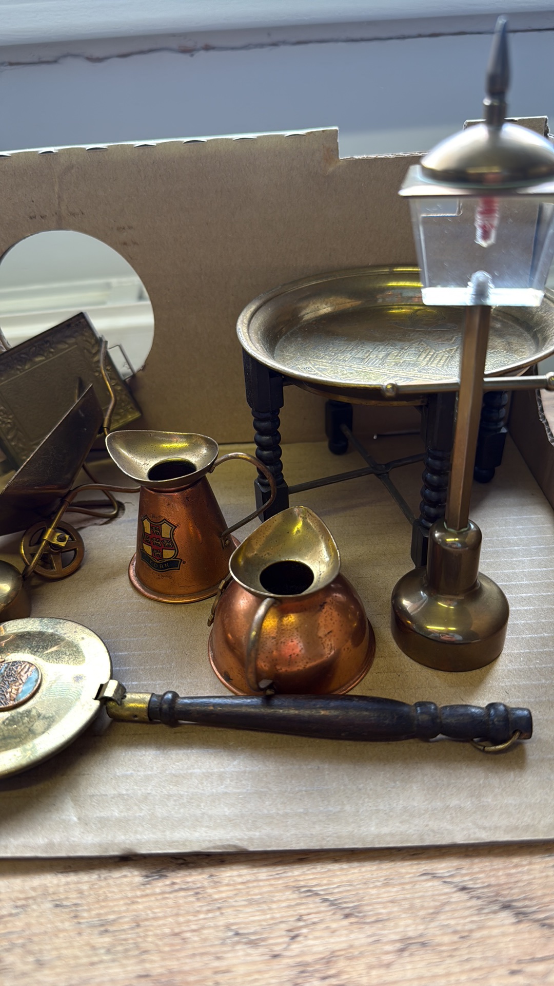 Collection of brass collectables