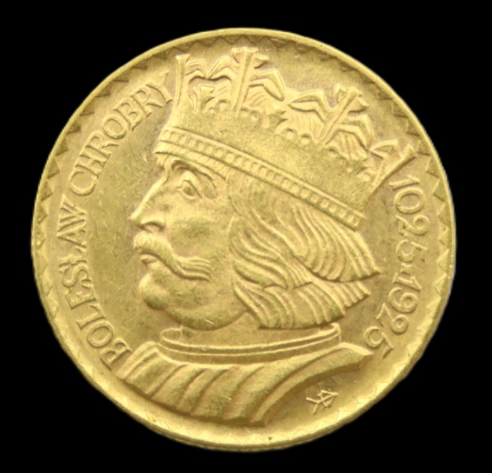 A 1925 Polish 10 Zlotys gold coin, 19mm diameter, 3.2g, 0.900 gold