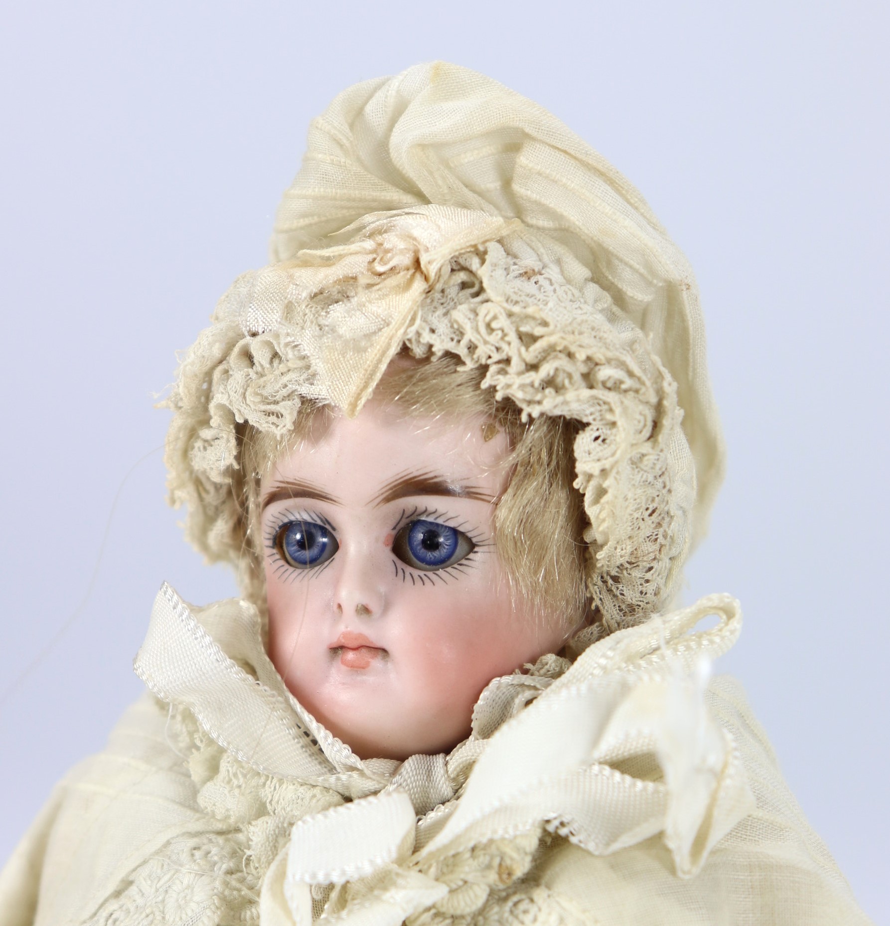 A rare small size all original Kestner 192 closed mouth bisque head ...