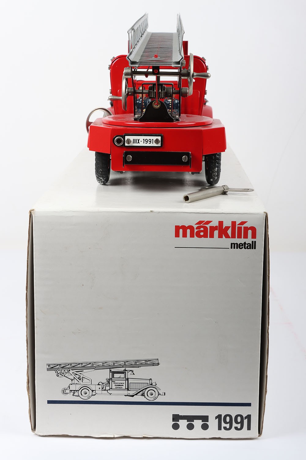 Boxed Marklin 1991 Tinplate Clockwork Fire Truck model, red with black ...