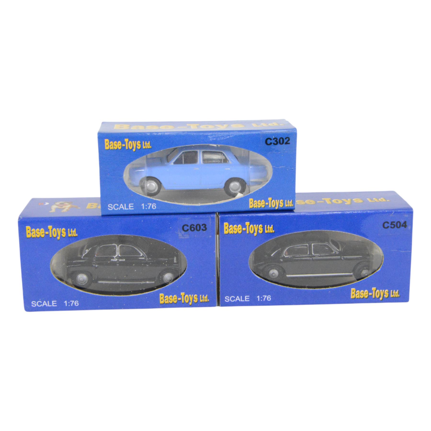 Eighteen 1:76 00 gauge diecast cars, comprising thirteen Classix ...