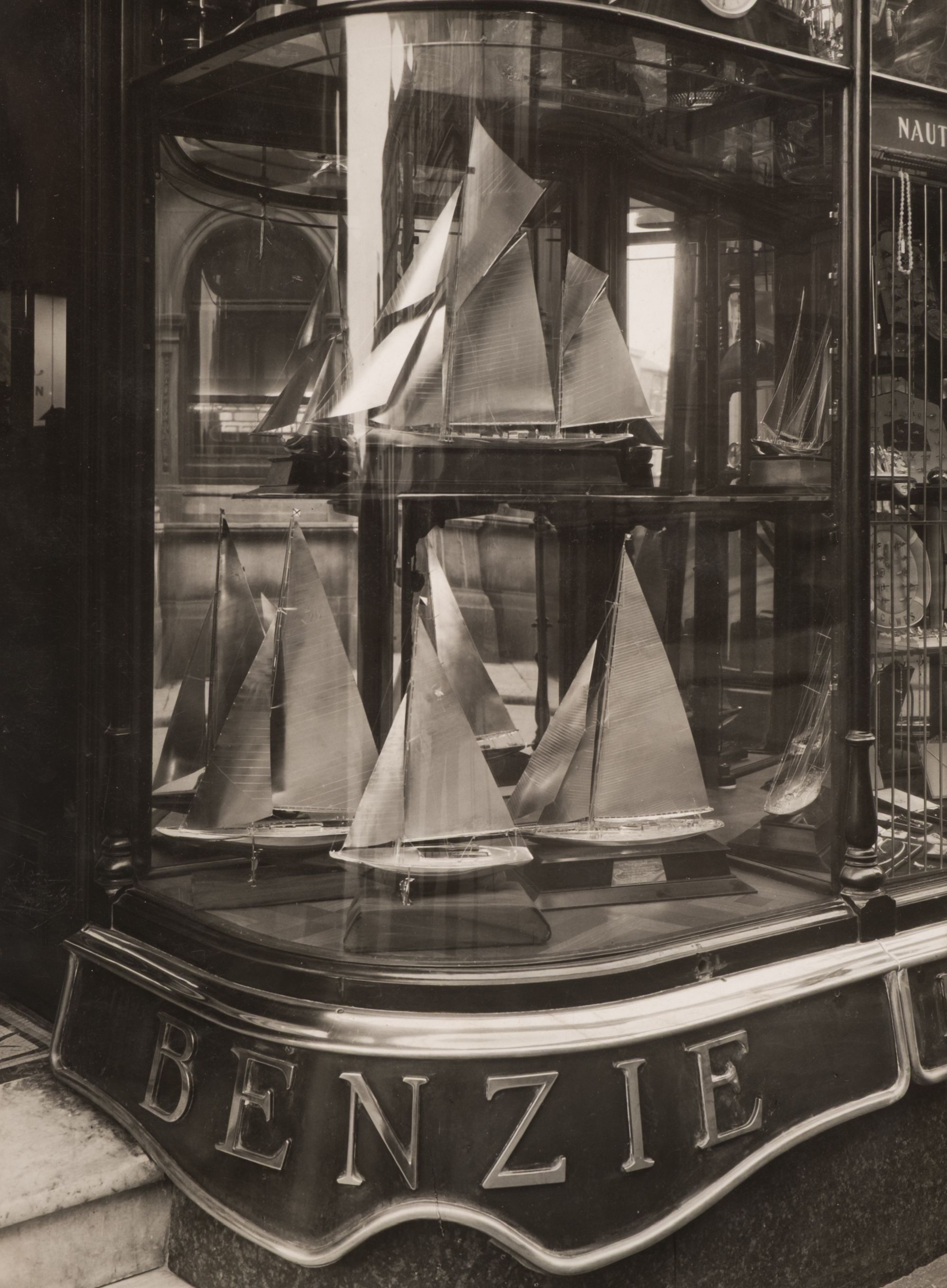 * Yachting. Benzie Jeweller's photograph album, silver yachting models ...