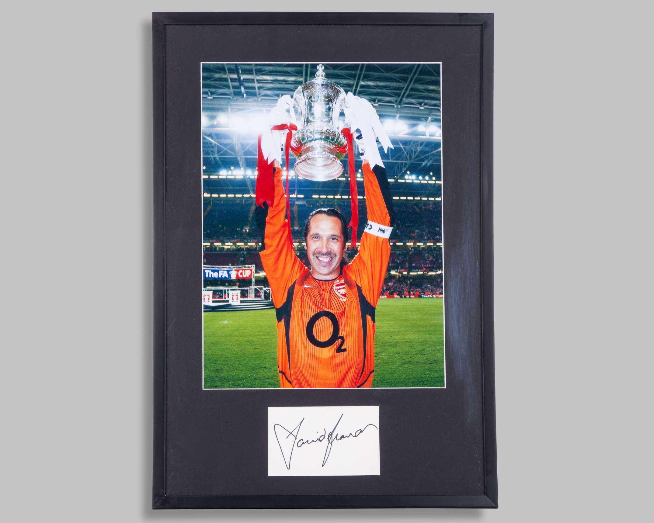 David Seaman Arsenal signed framed photograph presentation, 16 by 12in ...