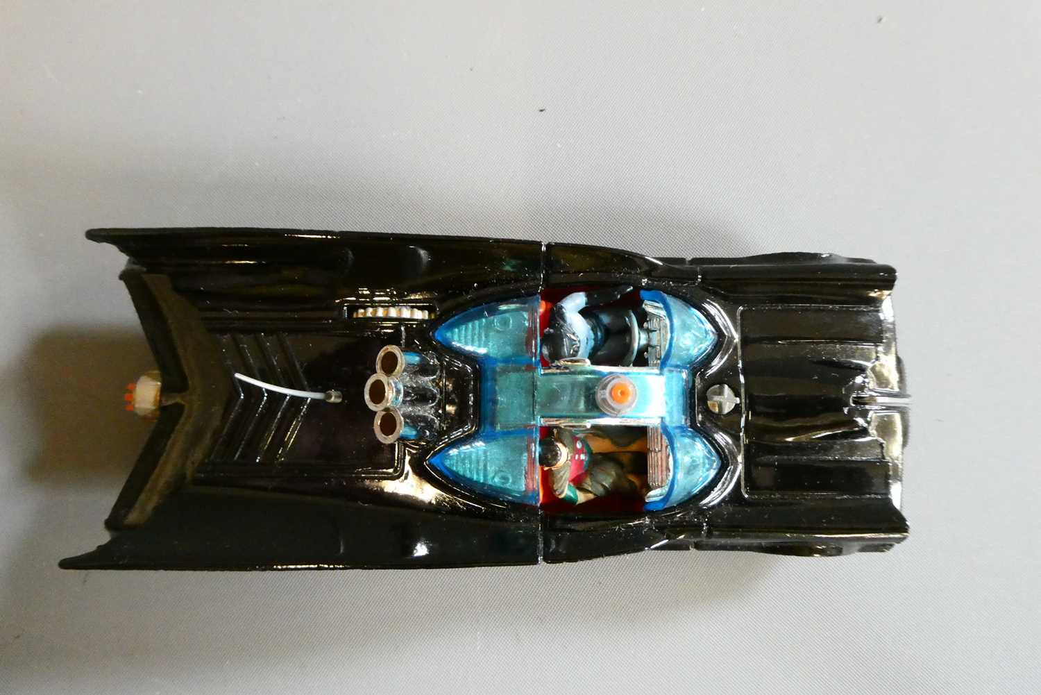 Corgi 267 Batmobile 1966/7 version, Box has some wear to flaps ...