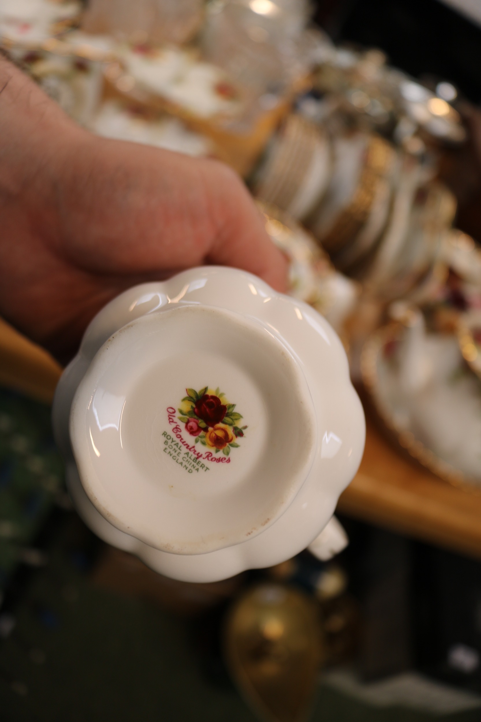 Large collection of Royal Albert Old Country roses Tea and Dinner ware ...