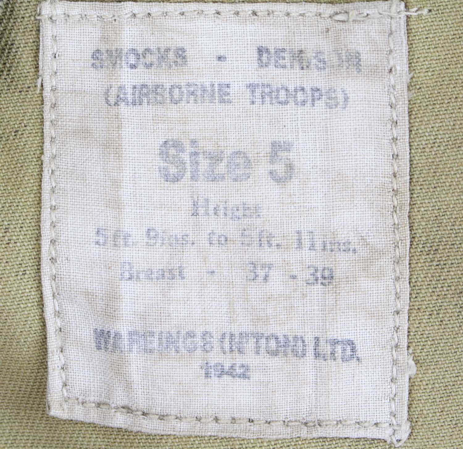 A WW II British Airborne Troops 1st pattern Denison smock, size 5 with ...