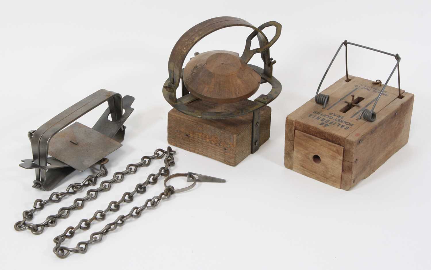 A Blake & Lamb & Co. No.3 jump trap, having 6 1/2" rounded rectangular ...