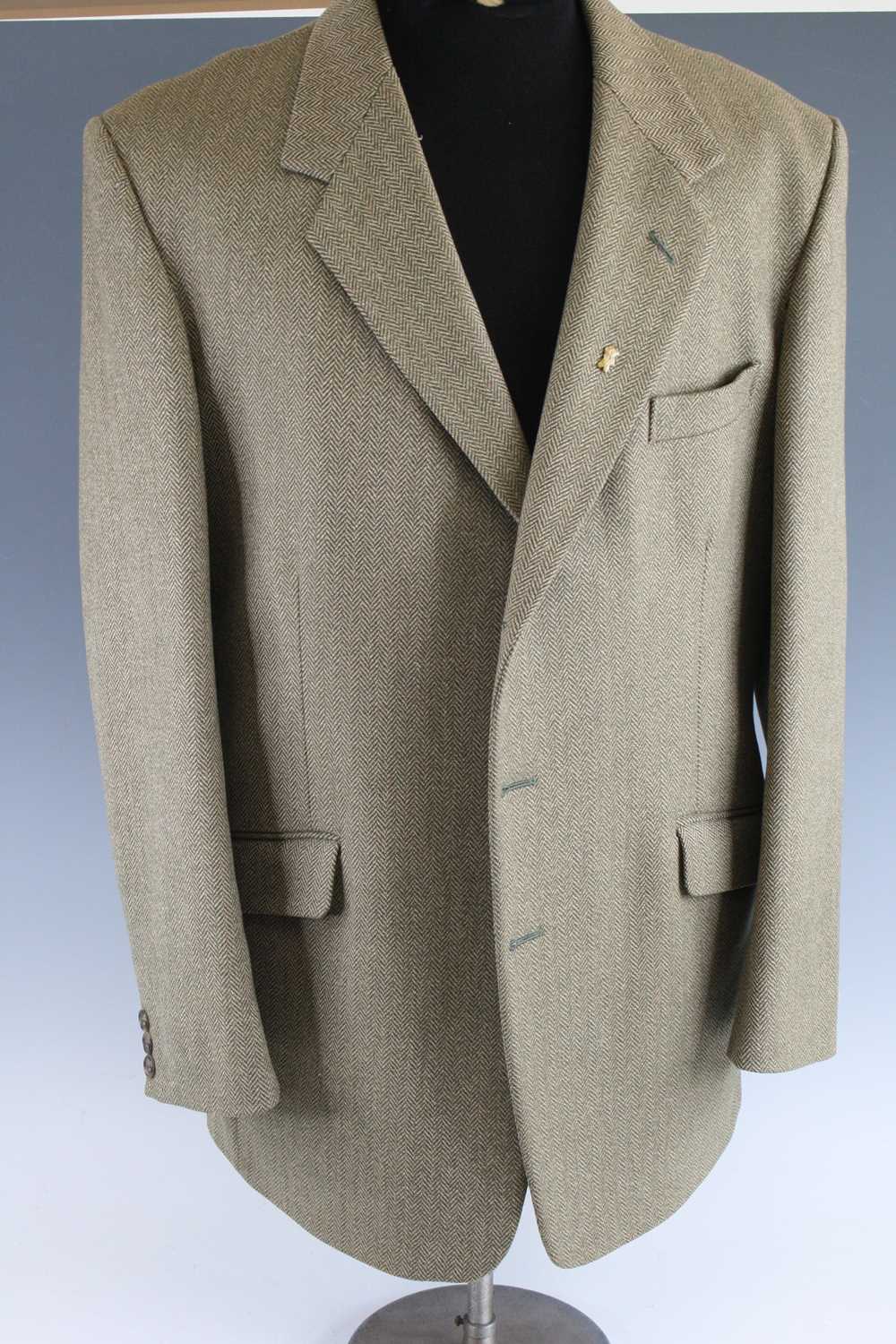 A Saxony Supreme Pure Wool tweed jacket by by Brook Taverner of ...