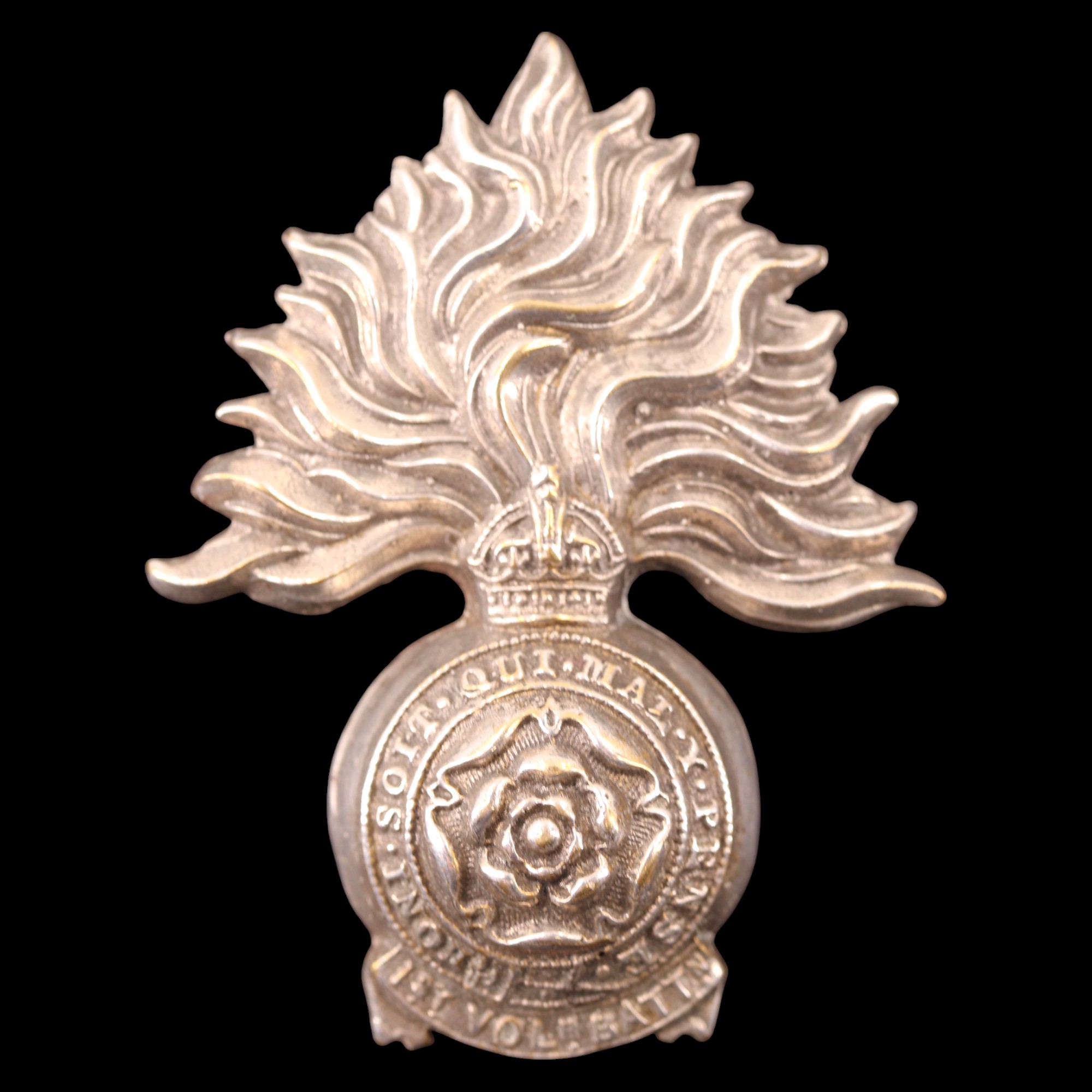 An Edwardian 1st Volunteer Battalion Royal Fusiliers cap badge, 50 x 40 mm