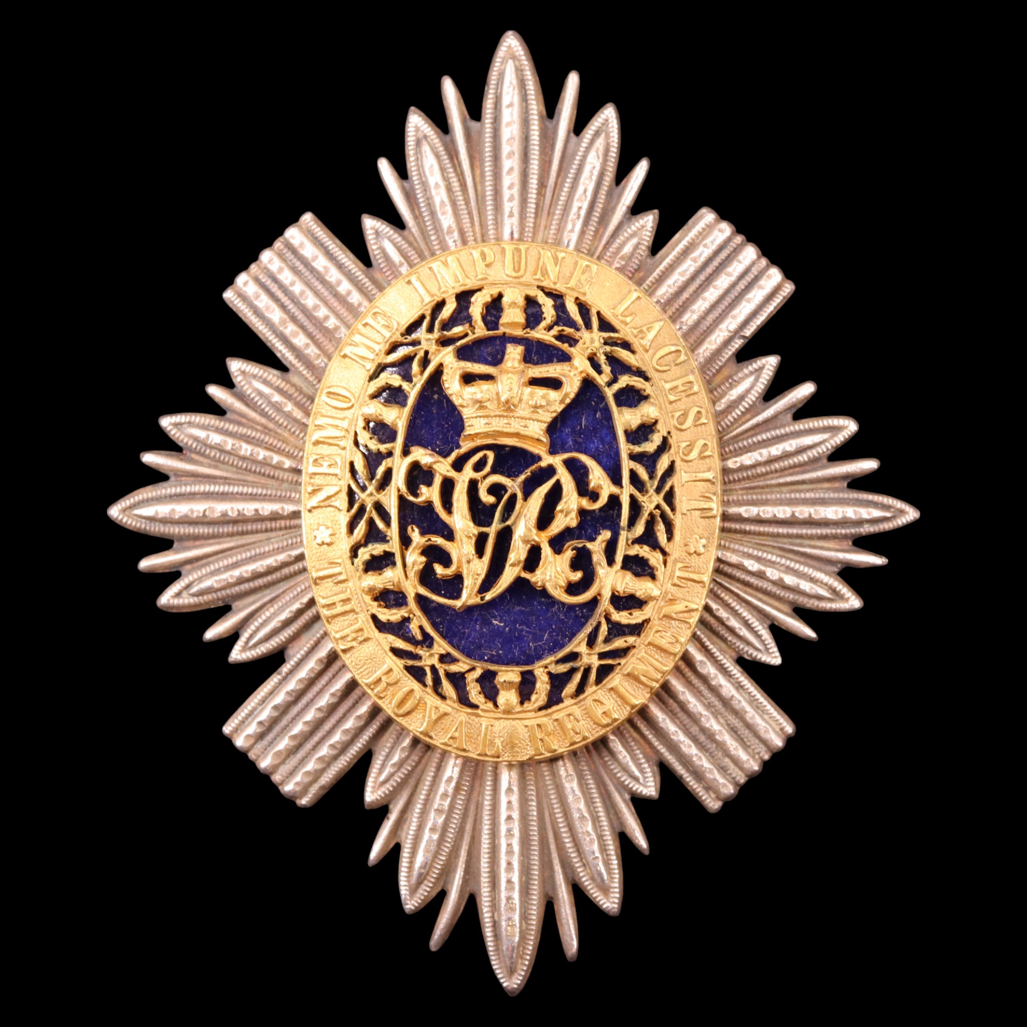 A 1st (Royal) Regiment of Foot officer’s forage cap badge, post 1861 ...