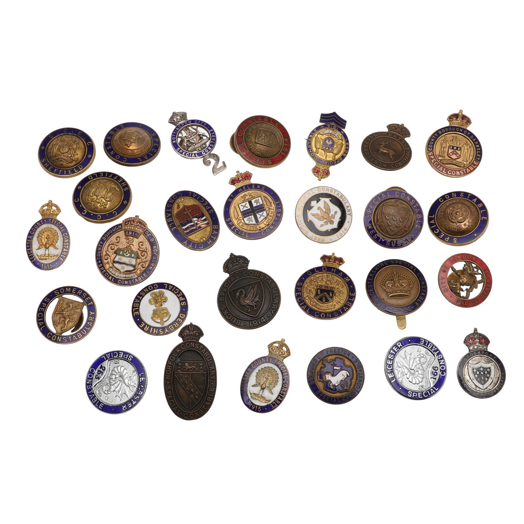 A COLLECTION OF FIRST WORLD WAR AND LATER SPECIAL CONSTABLES BADGES. An ...