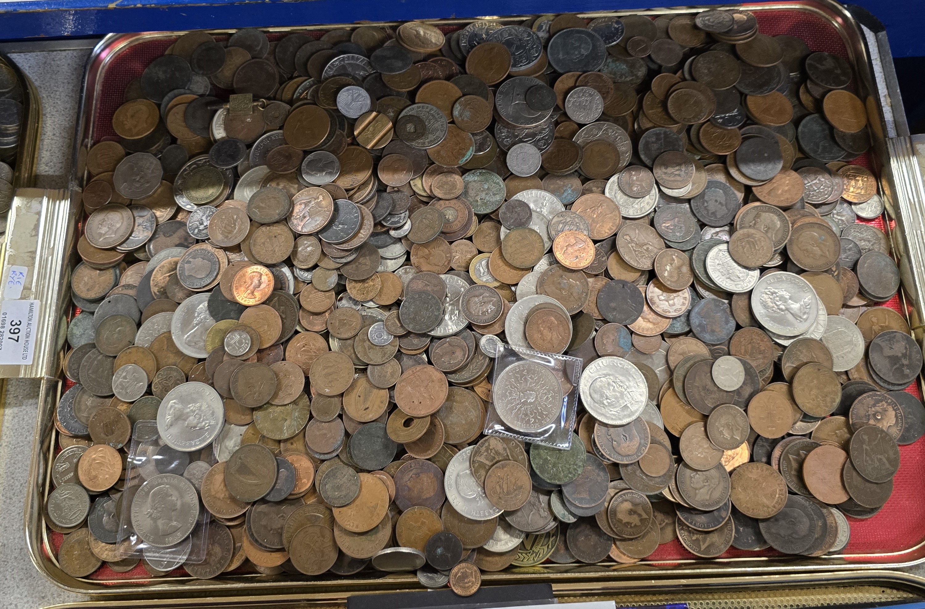 LARGE QUANTITY OF VARIOUS COINS