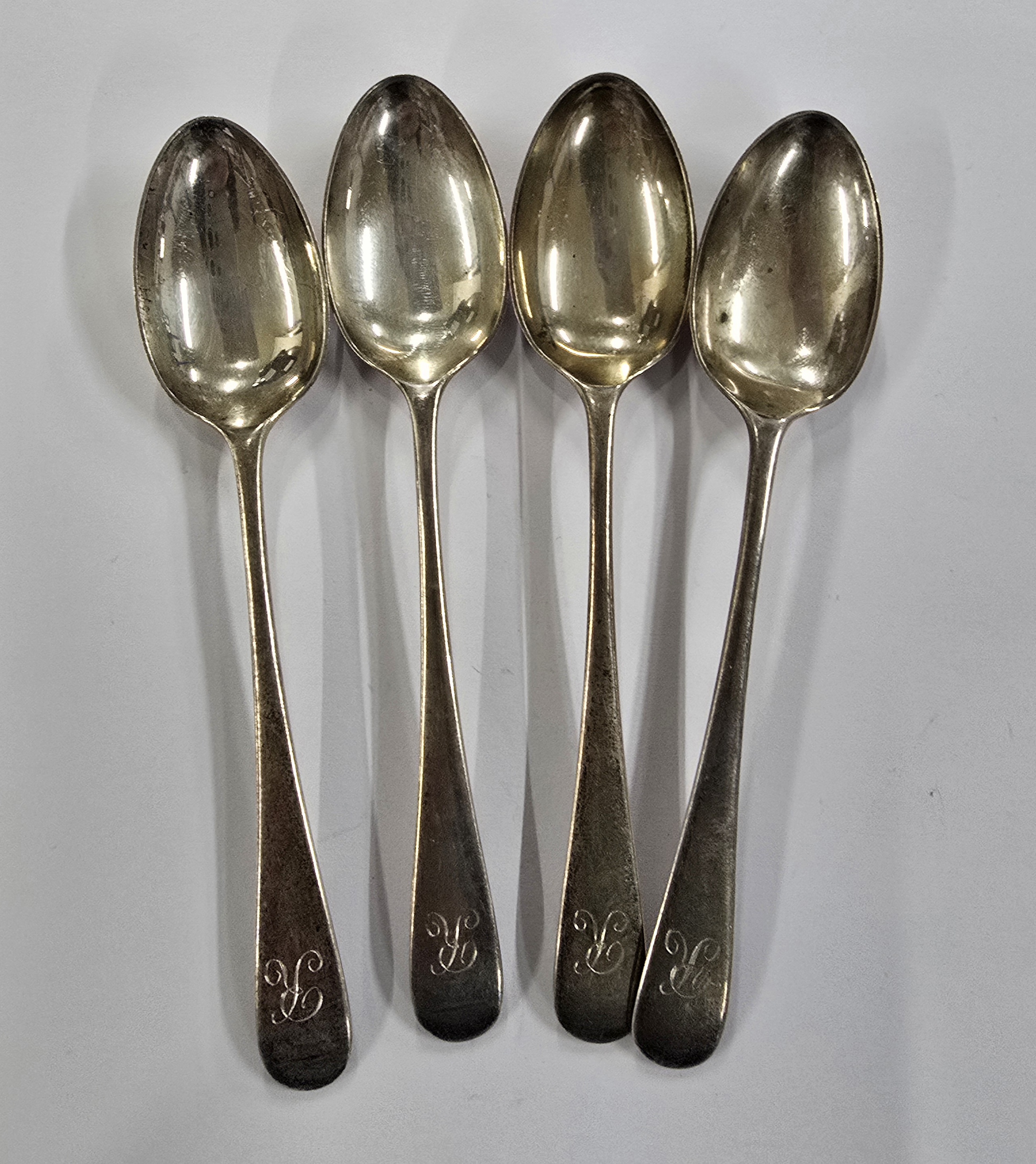 SET OF 4 LONDON SILVER TEA SPOONS, WEIGHT APPROX 73 GRAMS