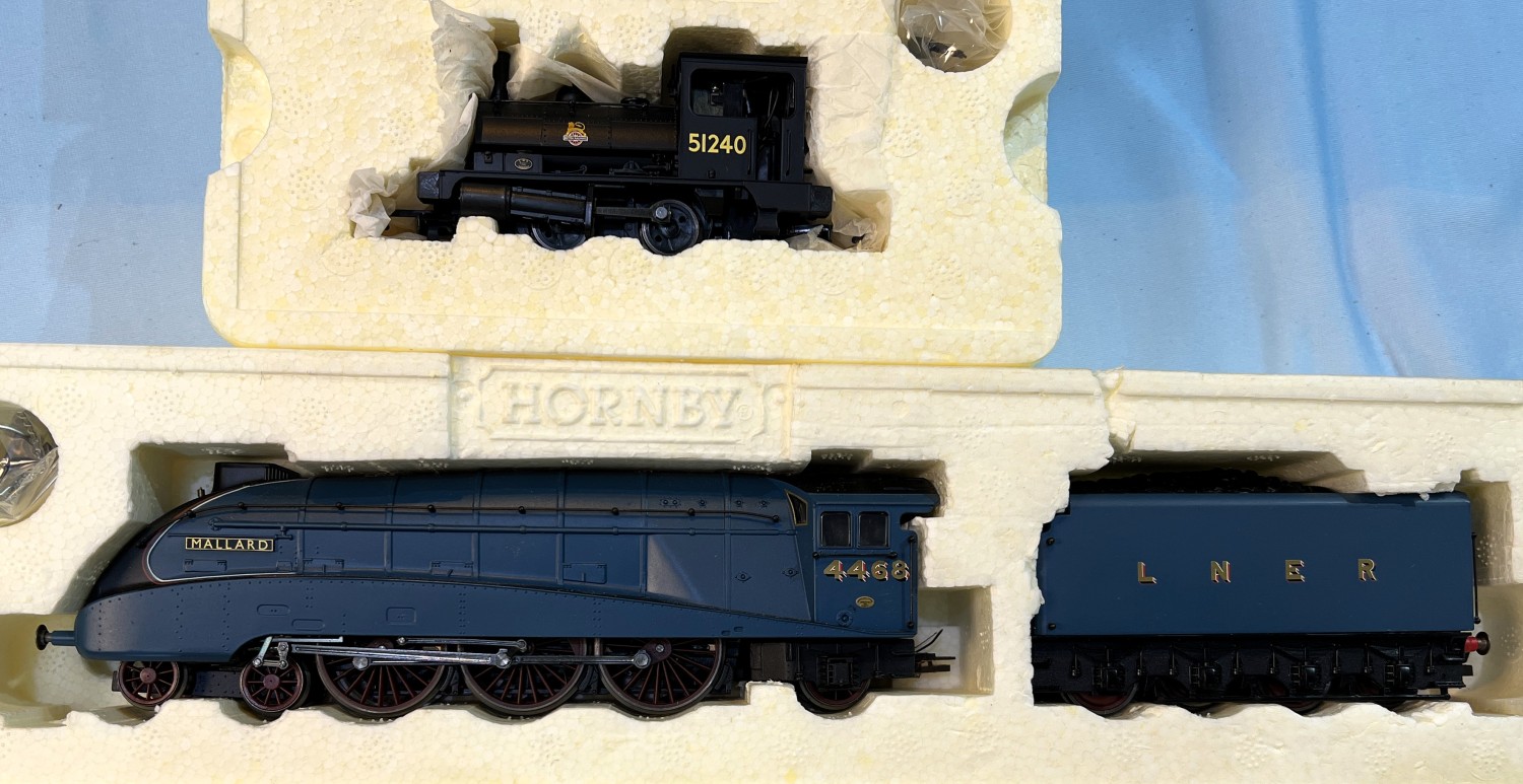 Horny Dublo gauge locomotives R2059 LNER 4-6-2, R2417 BR 060 and R3024 ...