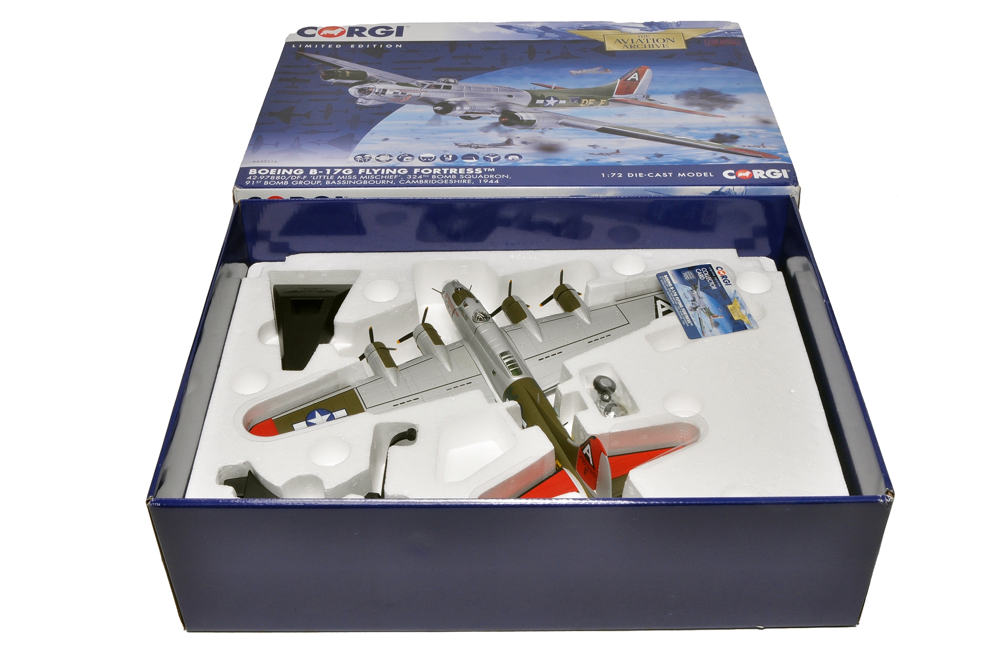 Corgi 1/72 diecast model aircraft issue comprising No. AA33316 B-17G ...