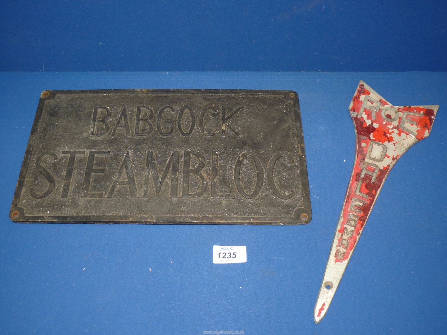 A "Babcock Steambloc" boiler plaque and an A.E.C. "Roe Dalesman ...