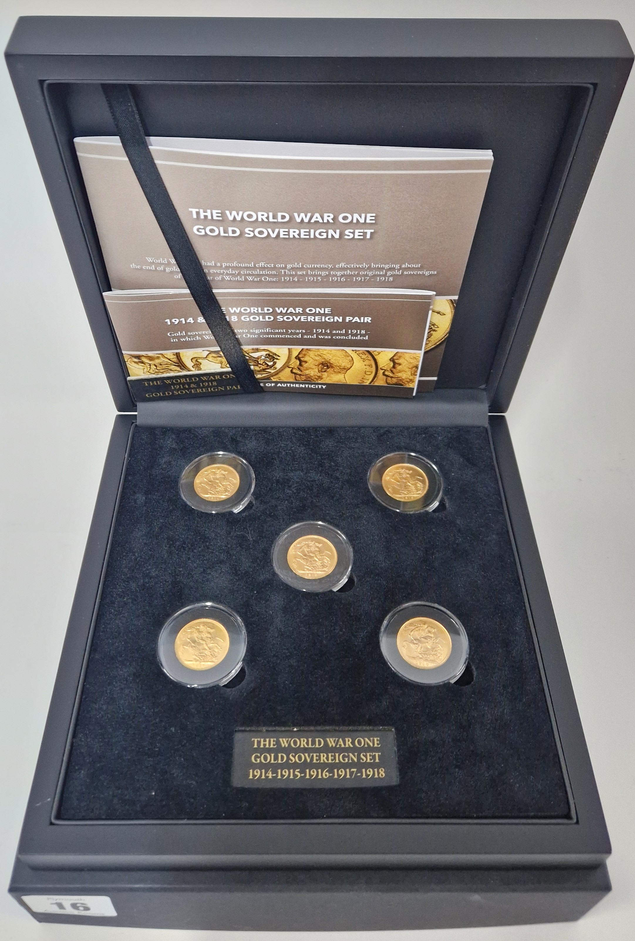 The World War One sovereign five coin set, to include five full ...