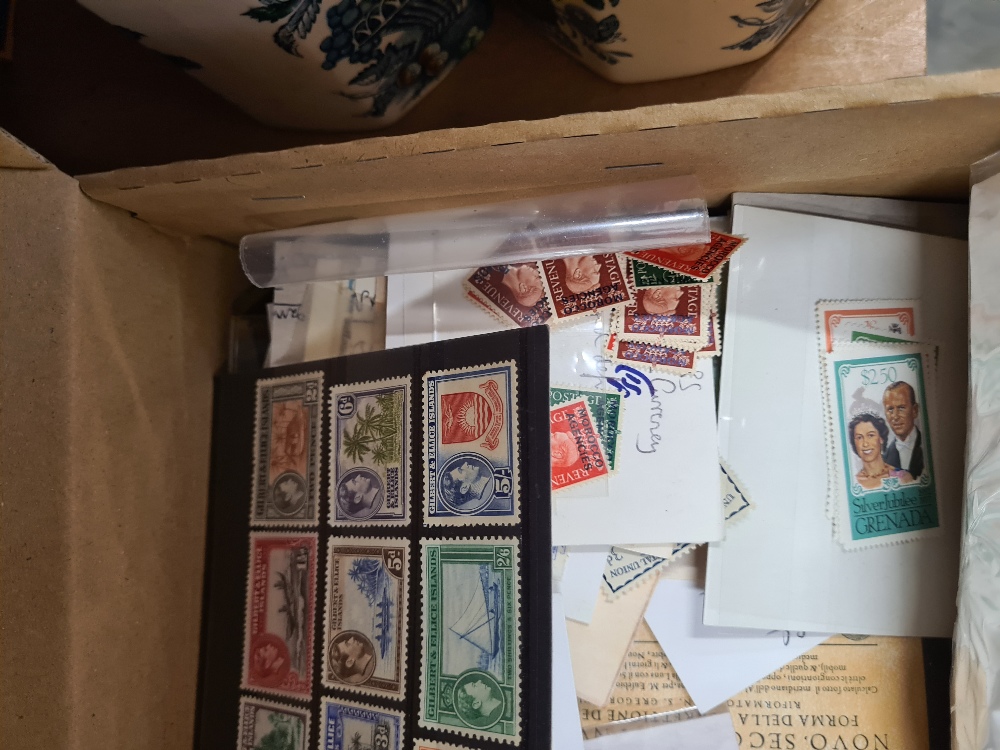 Worldwide British Commonwealth stamp ' Sorting' box