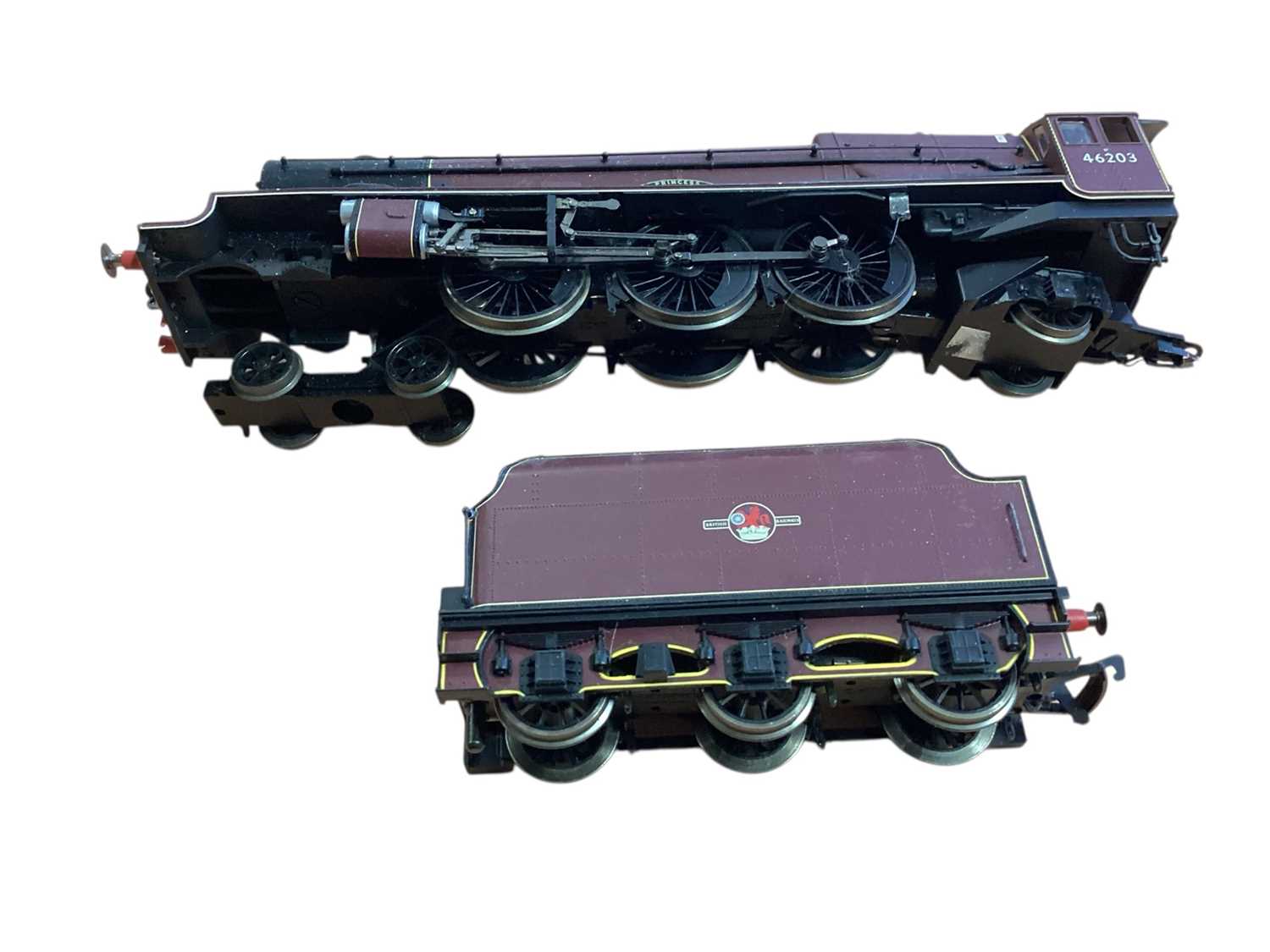 Hornby OO Gauge BR maroon 4-6-2 Princess Class Princess Margaret Rose ...