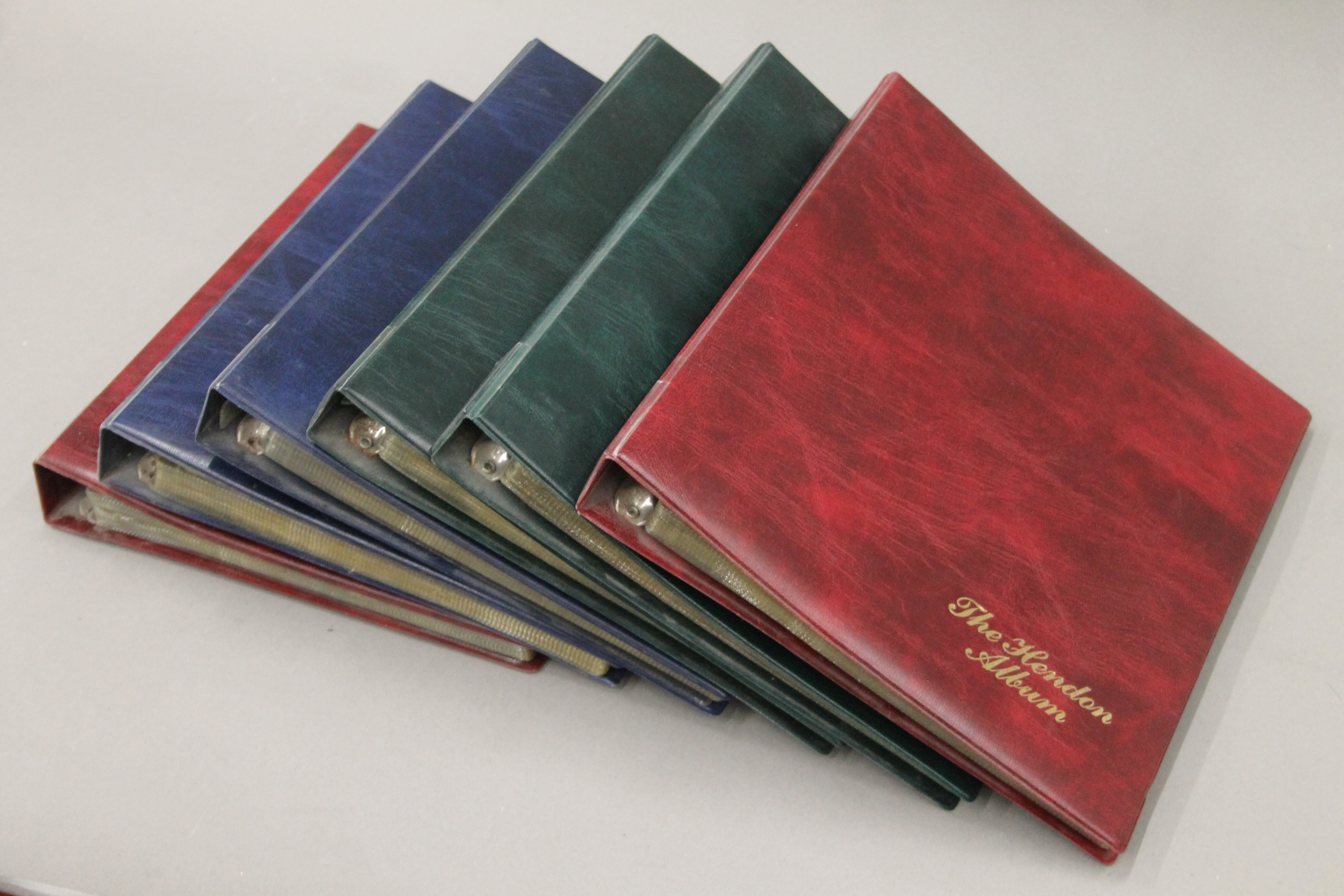 Six albums of various bank notes. Each album 26 cm wide.