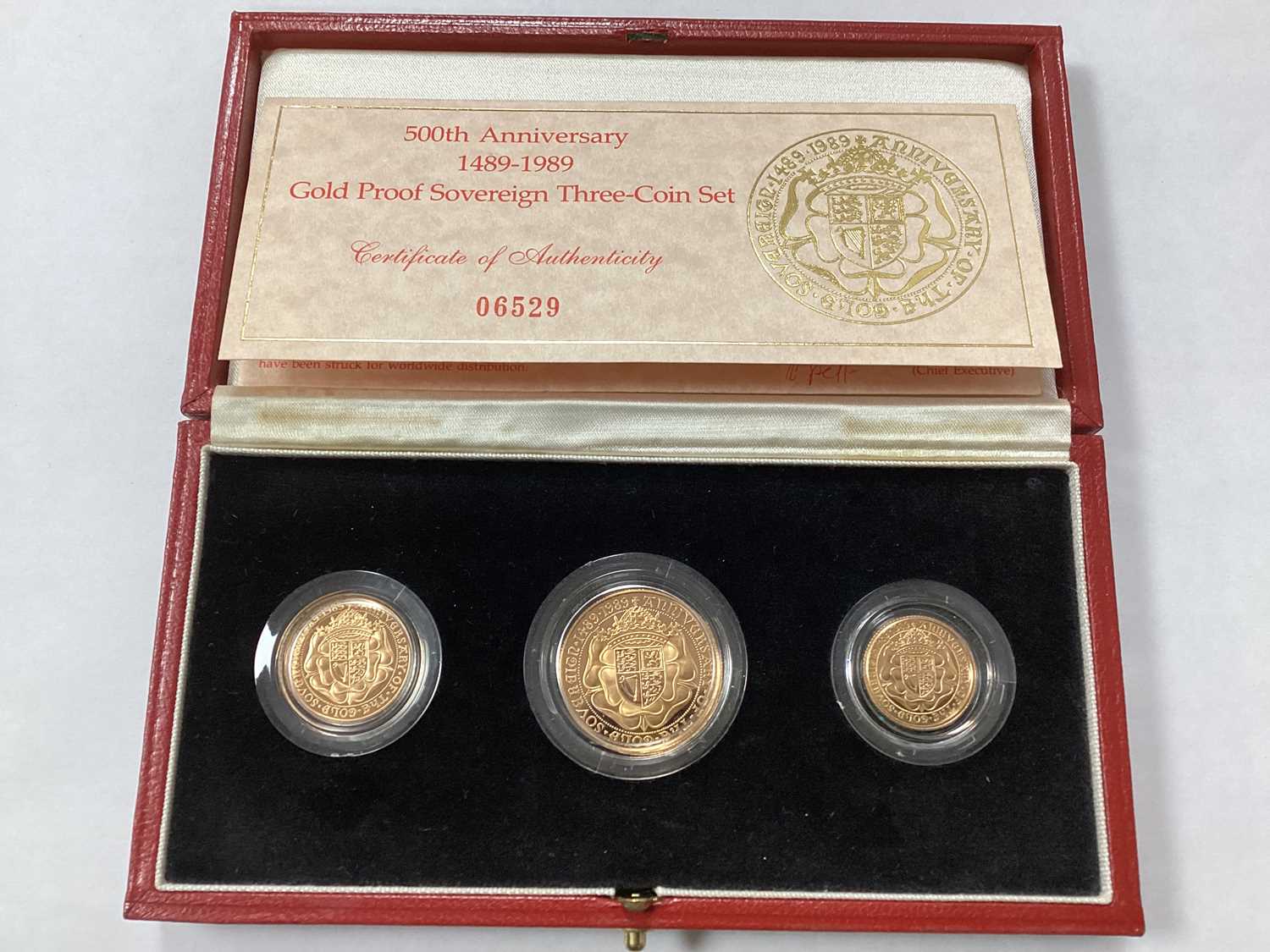 1989 Royal Mint Gold Proof Sovereign Three Coin Set, to commemorate the ...