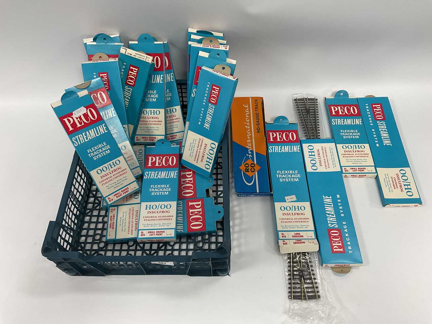 Twenty Three OO/HO Gauge Track Points by Peco, Roco to include Peco ...