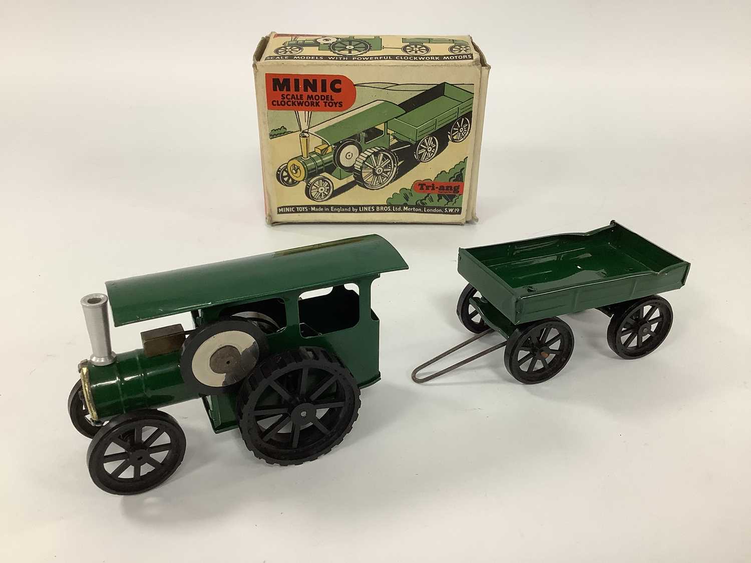 A Post War Triang Minic Tinplate Clockwork Traction Engine and Trailer ...