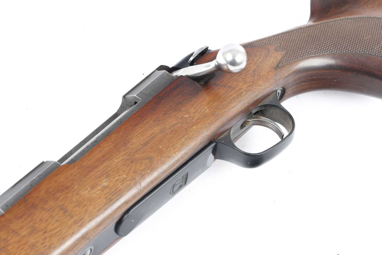 S1) .243 Win Tikka M595 Bolt-Action Rifle, 22½ ins screw-cut barrel ...