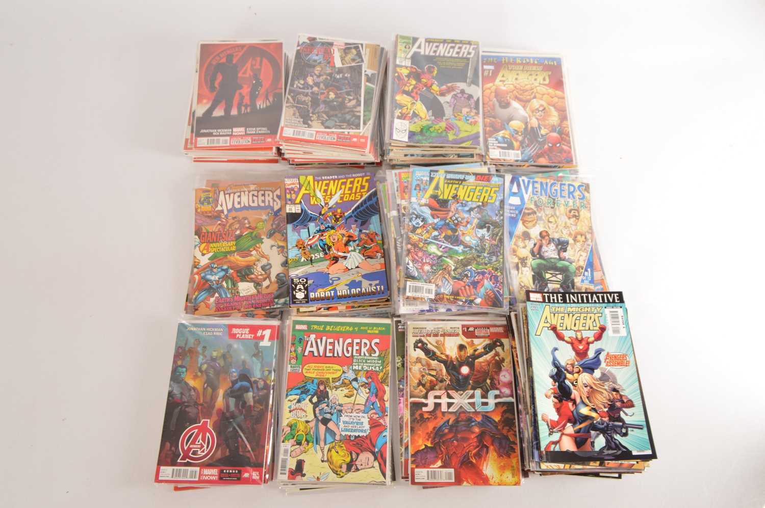 Marvel 1990's and later Comics Avengers (450+), various titles ...