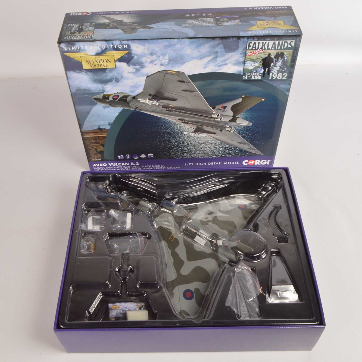Corgi Aviation Archive 1:72 Scale Avro Vulcan, boxed, AA27206, Falkland ...