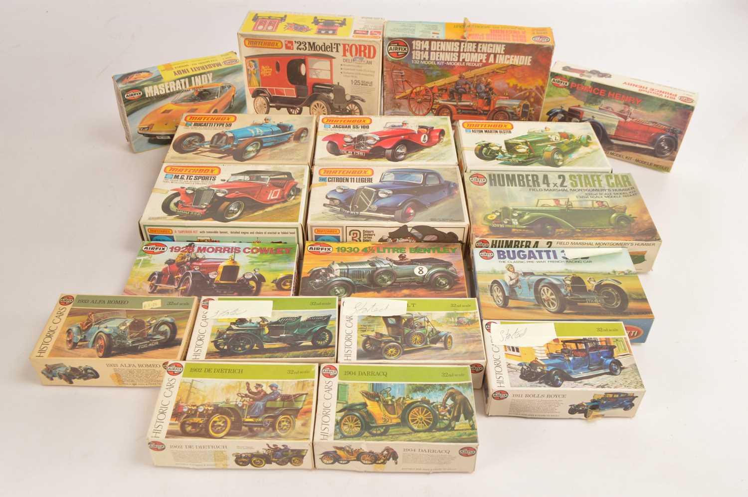 Collection of boxed Airfix and Matchbox 1/32 mostly unstarted Car kits ...
