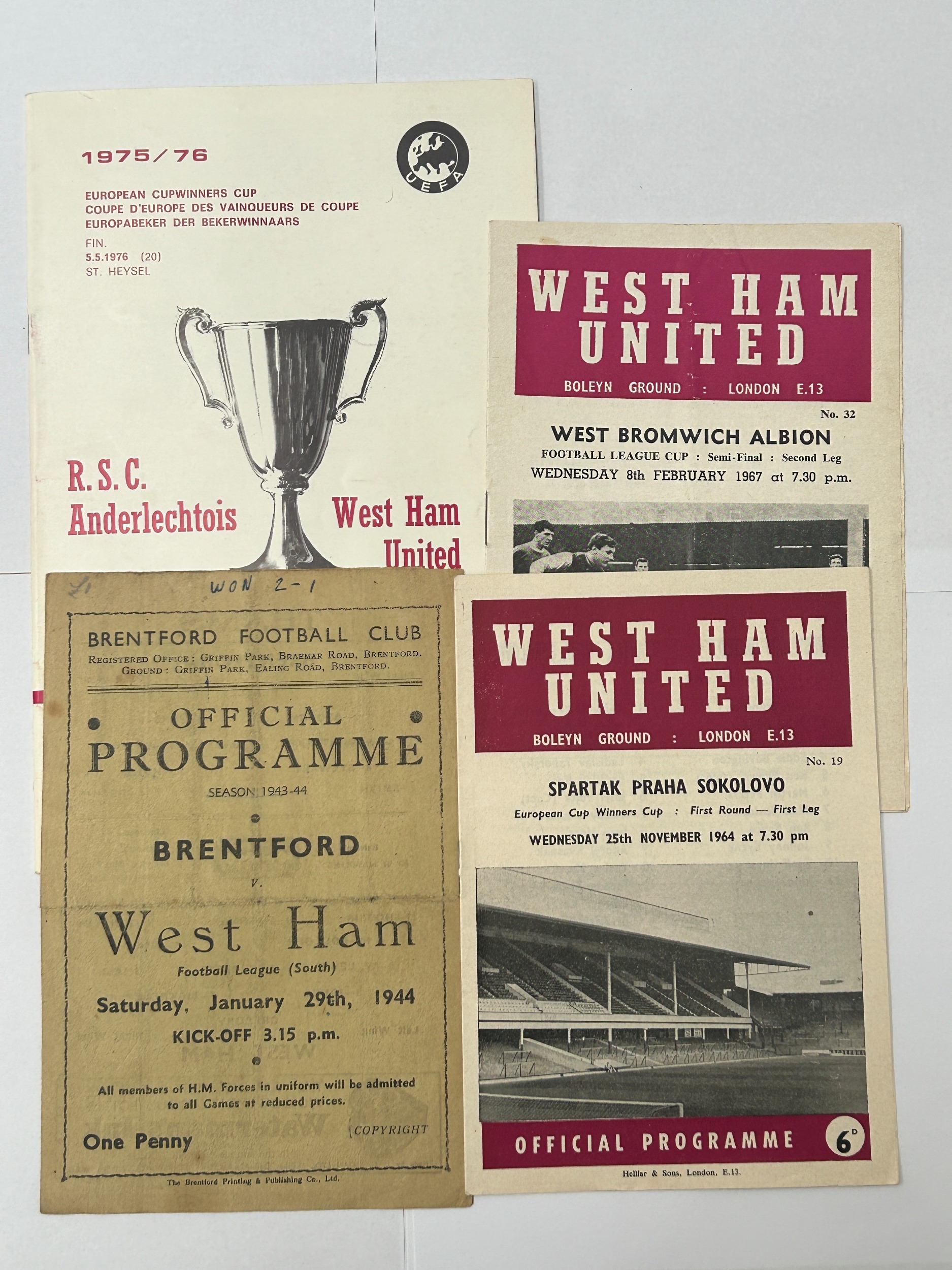 X4 WEST HAM UNITED FOOTBALL PROGRAMMES, AWAY VERSUS BRENTFORD 29/1/1944 ...