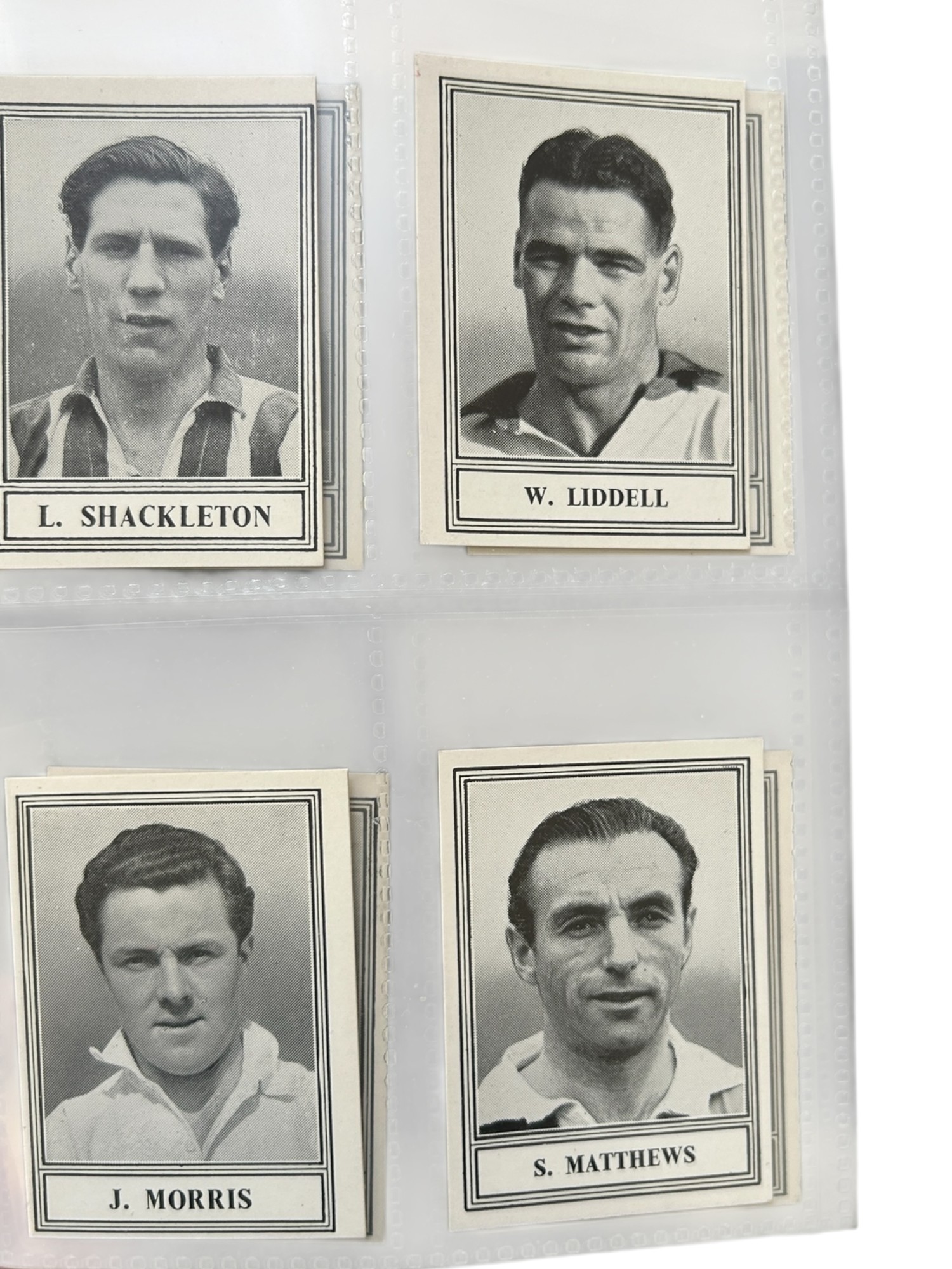 BARRATT FAMOUS FOOTBALLERS TRADE CARDS, SERIES OF FOOTBALLERS, NEW ...