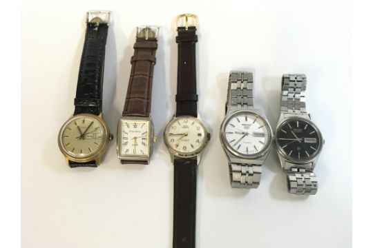 Vintage Gents watches including a Seiko automatic, Smiths, Timex, Seiko ...