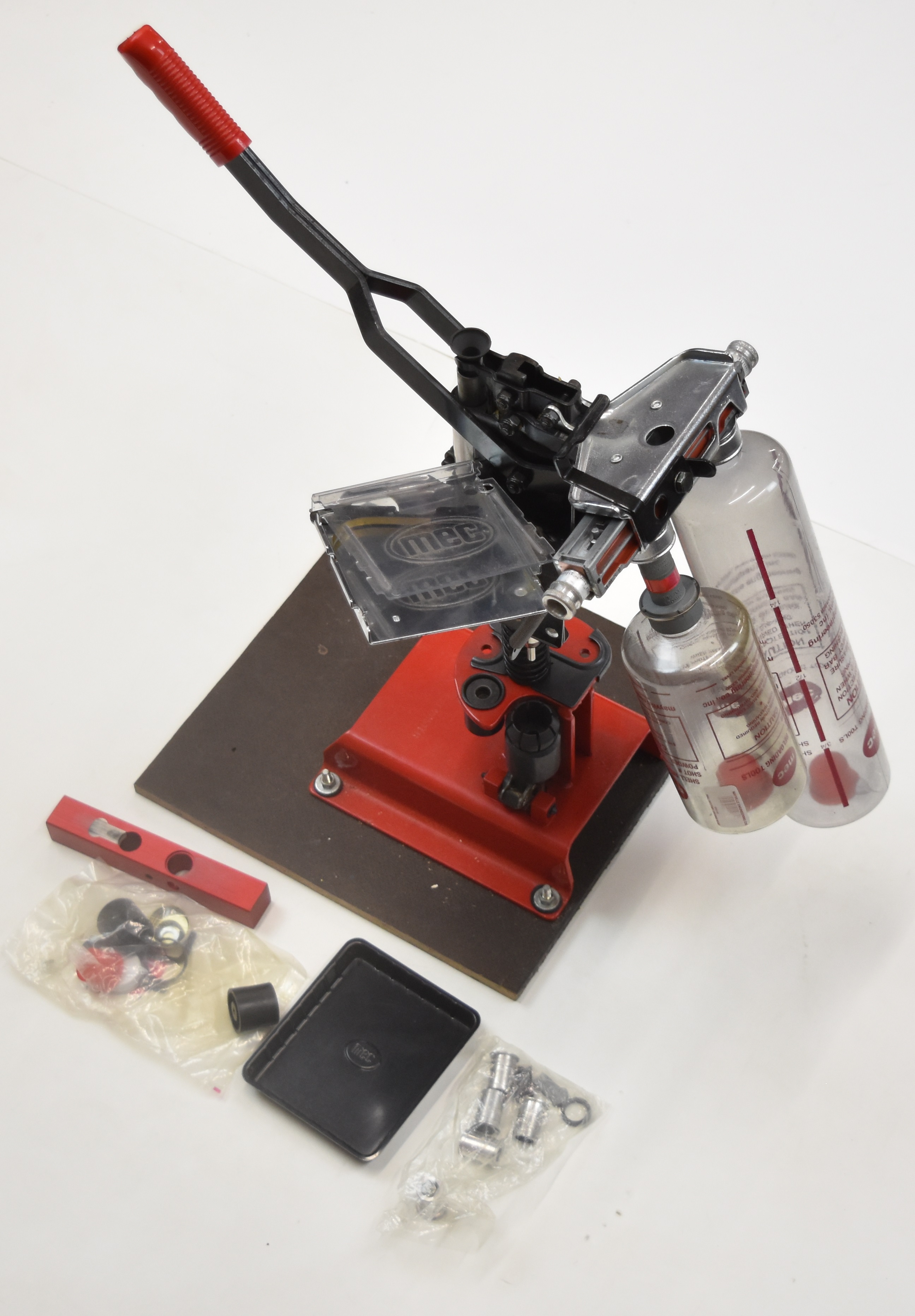 MEC Sizemaster SM82 shotgun or rifle cartridge re-loading press with ...