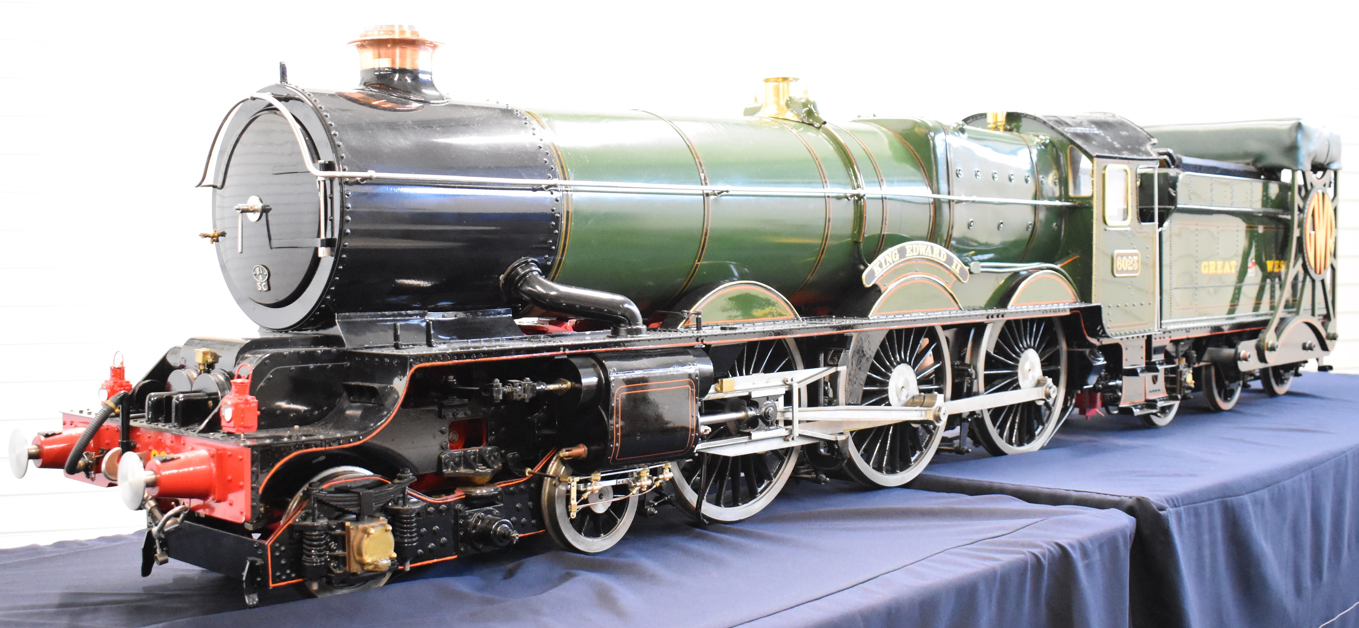 Exhibition standard 7¼ inch gauge 1.5 inch to the foot live steam GWR ...