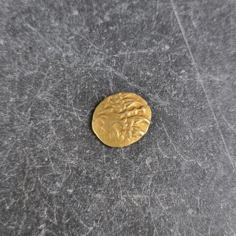 Coins: UK, a Celtic Atrebates or Regni 'Bognor Cogwheel' type gold ...