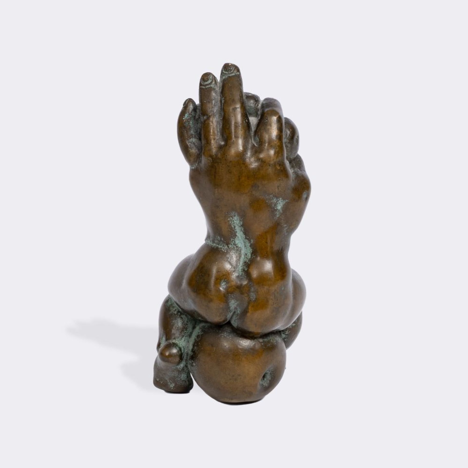 Michael Schwarze (Krefeld 1939). Obsthändlerin. 1981. Bronze, olivbraun ...